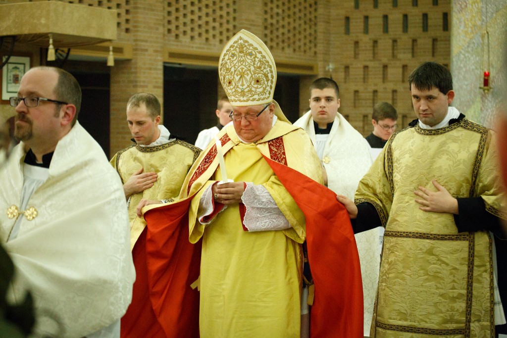 Upcoming Pontifical Masses – Tridentine Mass Society of Madison